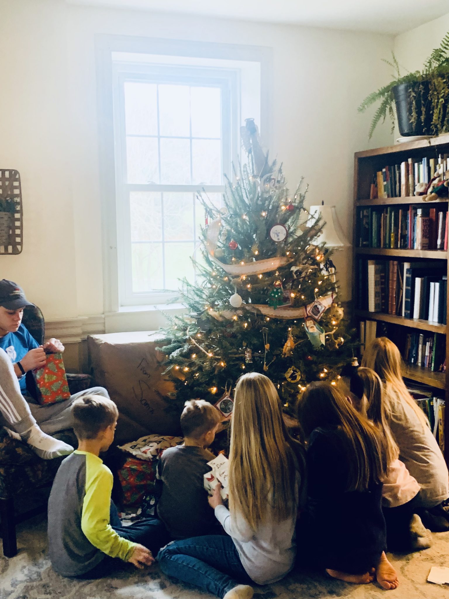 Realistic Guide to a Simple Large Family Christmas - Our Life Homeschooling